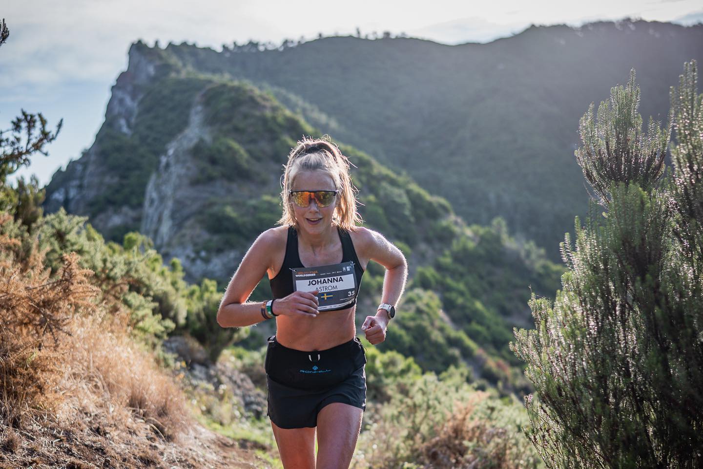 Claesson 9:a och Åström 10:a i Golden Trail Series | Trailrunning ...